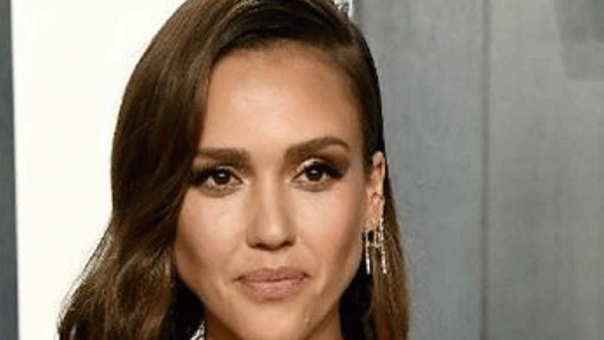 Con un divertido baile Jessica Alba debutó en TikTok y sorprendió a sus ...