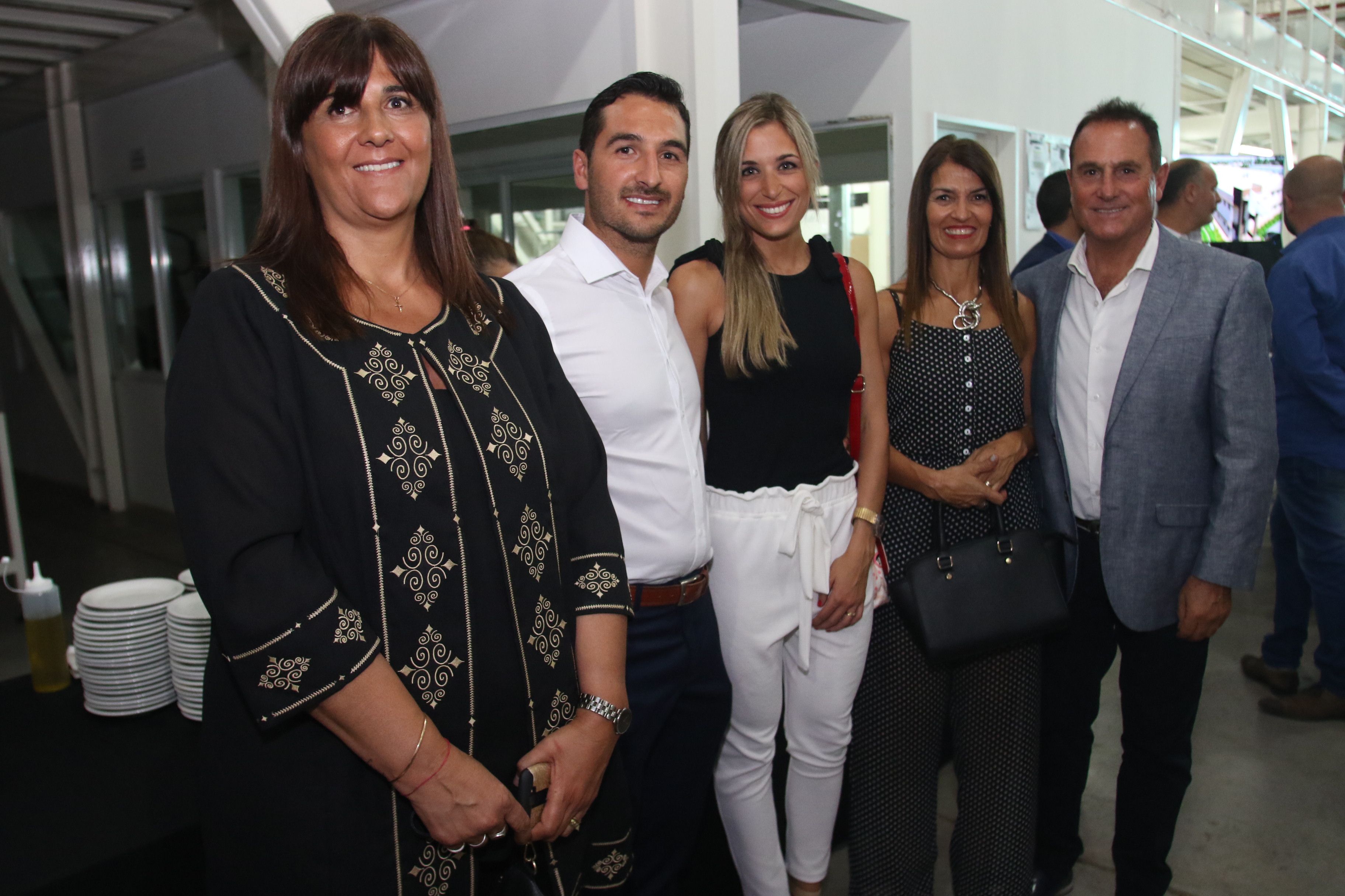 Sandra Marzzan inauguró su empresa con una gran fiesta