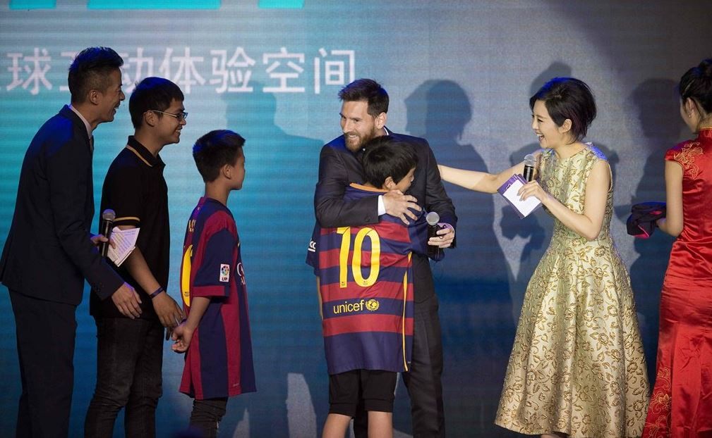 Olvidate de Mickey Mouse... ¡Messi tendrá su propio Disney en China!