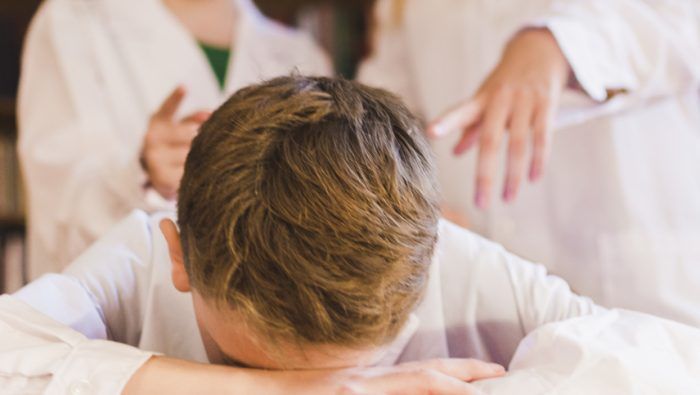 El bullying es la punta del iceberg: cuáles son las causas y sus ...