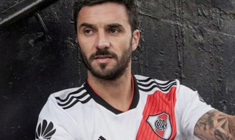 Scocco reveló el equipo en el que piensa jugar dos o tres años antes de ...