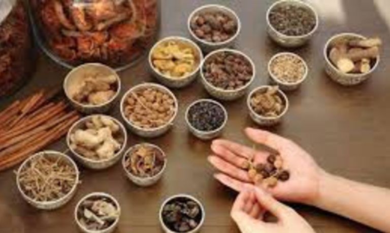 Medicina Ayurveda: qué es, para qué sirve y cuál es su origen