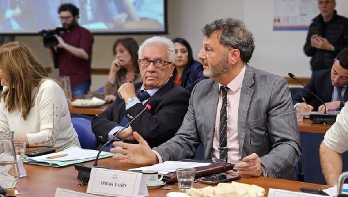 Milei echó al secretario de Trabajo, Omar Yasin, por los aumentos de ...