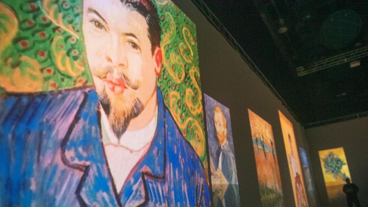 Quedó inaugurada en el Auditorio Bustelo la muestra inmersiva de ...