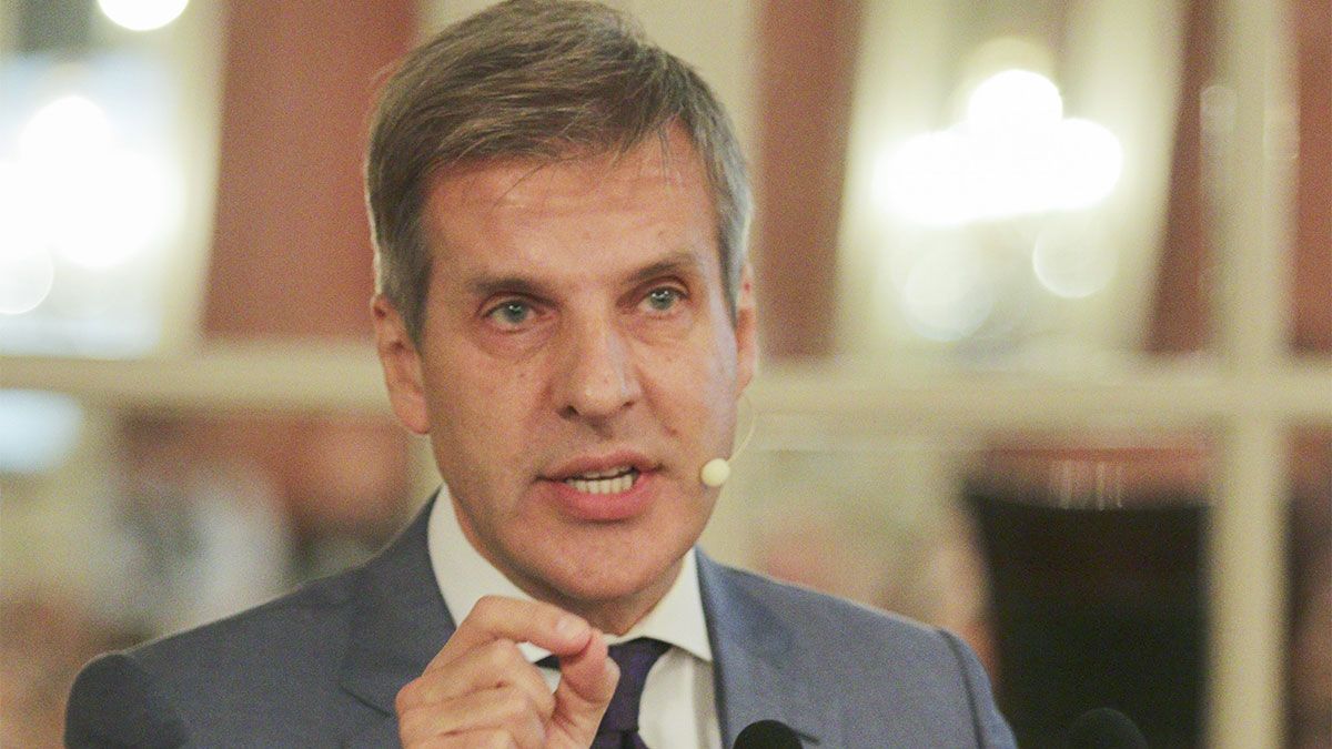 Redrado: Argentina necesita una revolución impositiva y exportadora