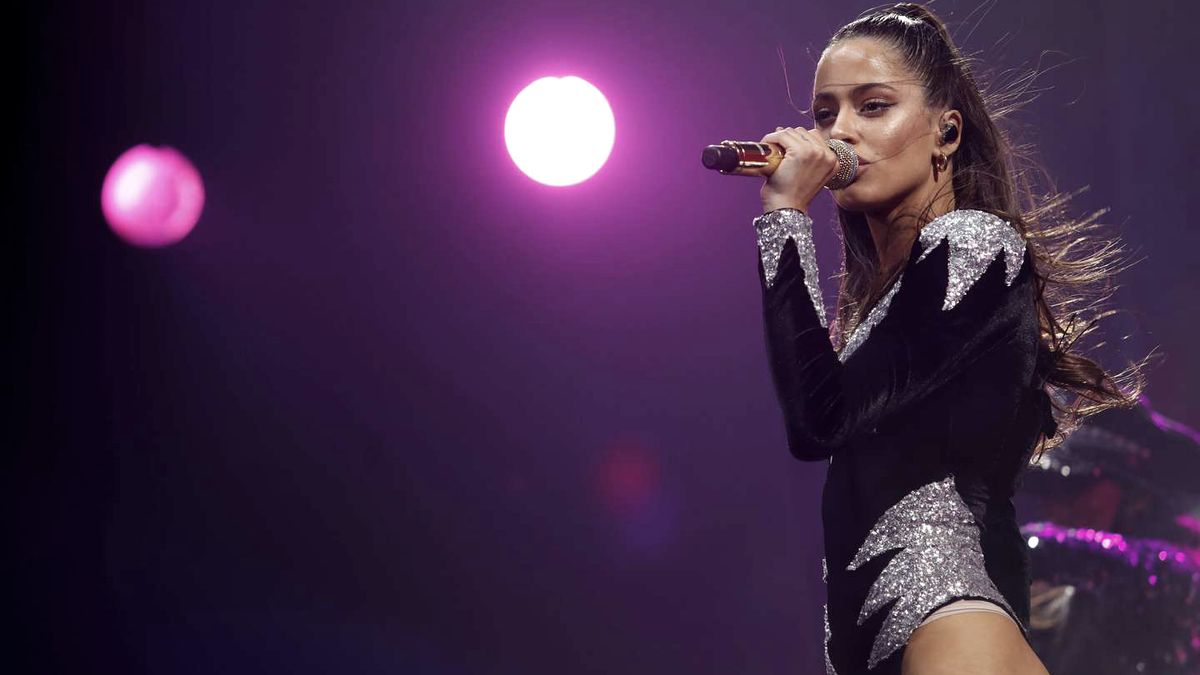 Tini desató una fiesta de baile y color con L-Gante de invitado