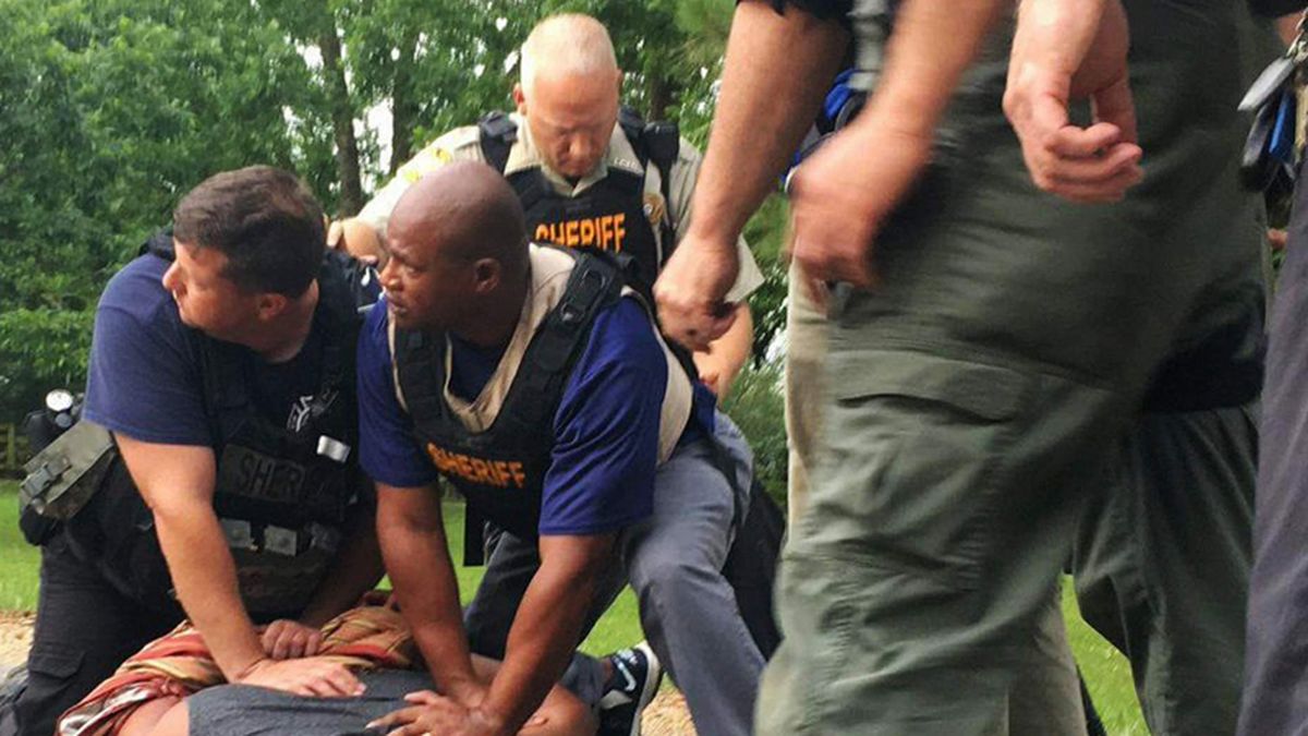 Un enajenado mató a ocho personas luego de una pelea familiar