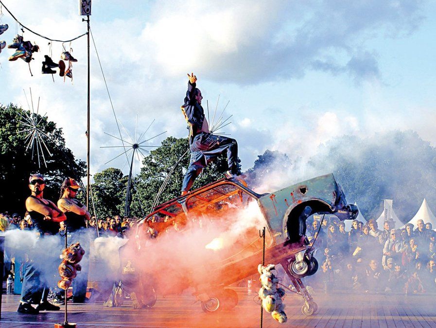 El arte escénico toma las calles