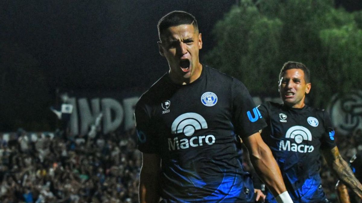 Alex Arce y una importante oferta para ir de Independiente Rivadavia a ...