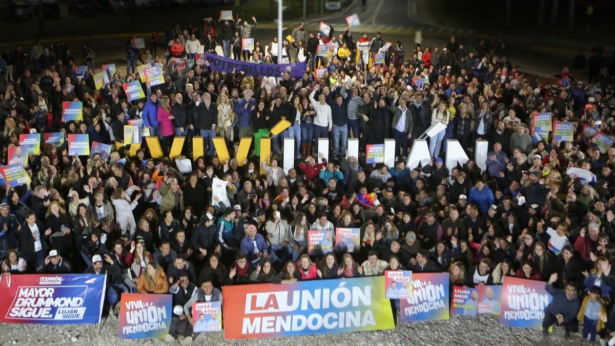 Cornejo todo mal, la campaña publicitaria que De Marchi pagó a Google a ...