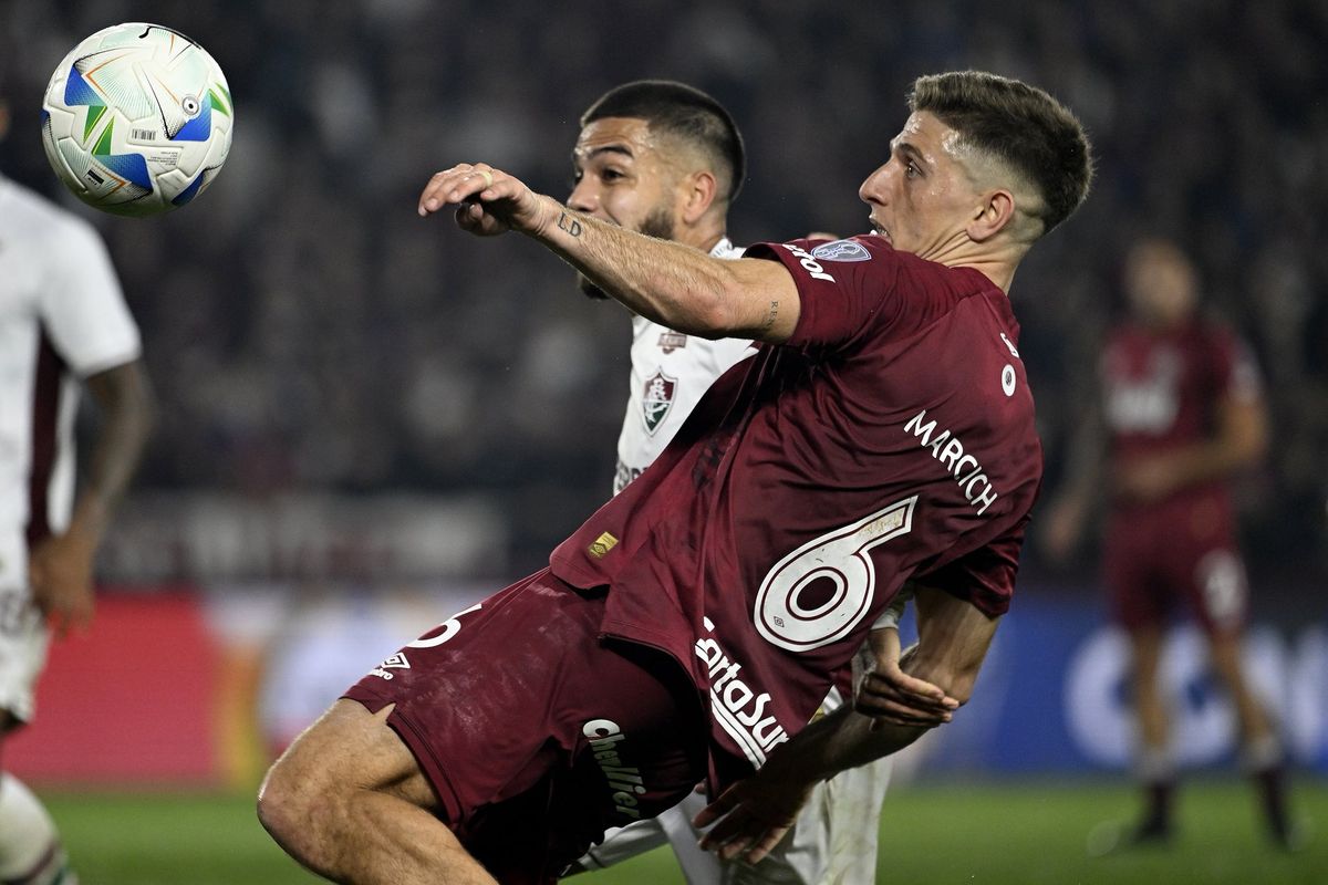 Con un gol agónico de Marcelino Moreno, Lanús venció a Fluminense y se ...