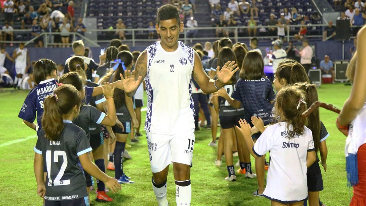 Nicolás Quiroga se marcha de Independiente Rivadavia