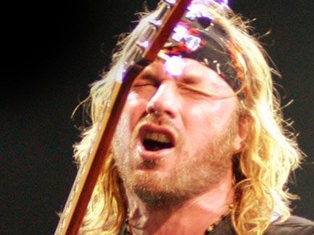 Viene el líder de la Renga