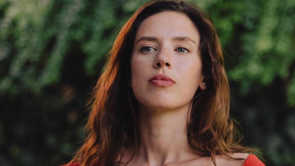 De qué trata Edha: la serie de Delfina Chaves subida de tono