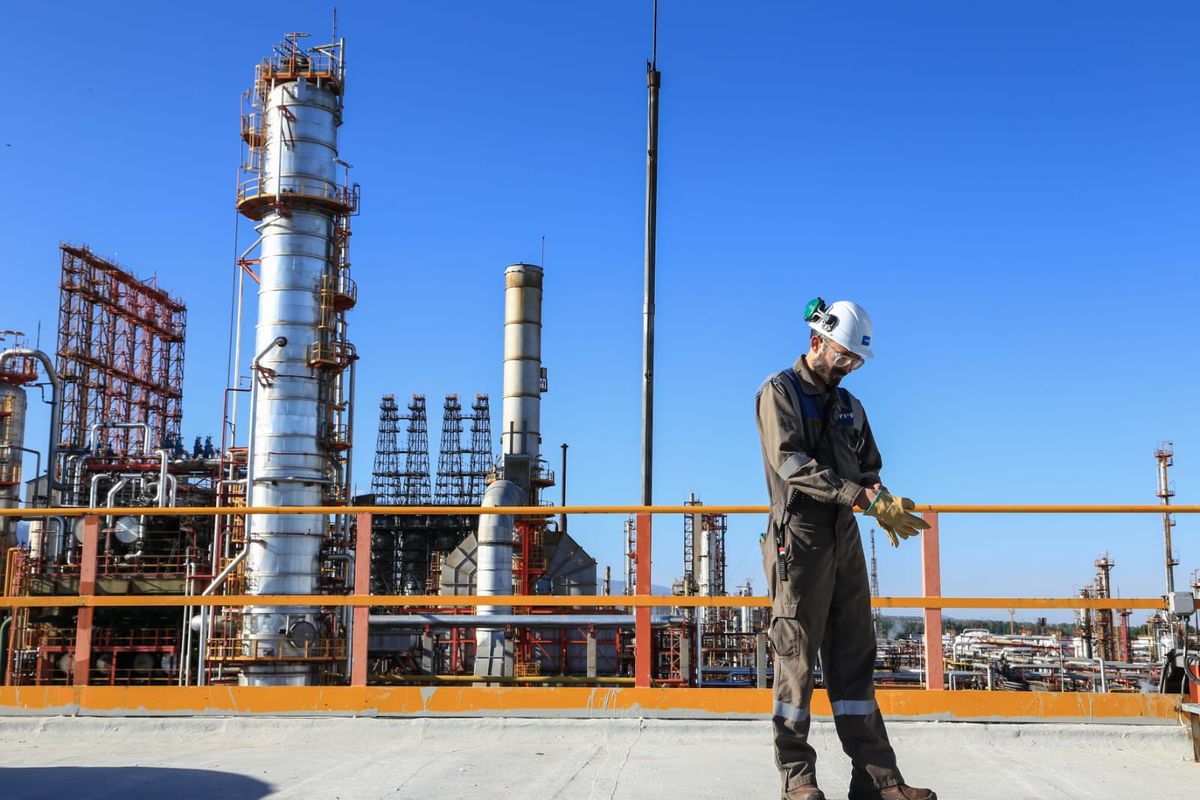 La refinería de YPF en Luján tuvo récord de procesamiento en marzo con casi 600.000 m3 de crudo