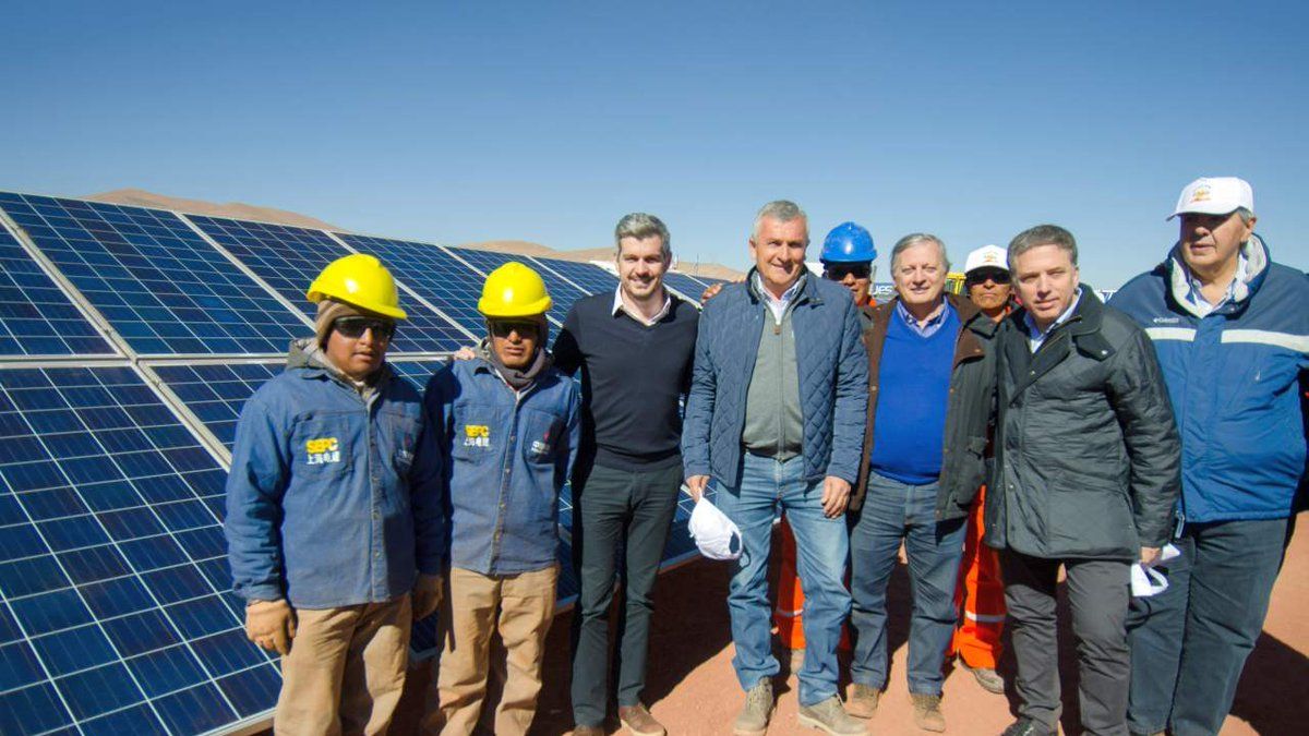 Colocaron la piedra fundamental del Parque Solar Cauchari