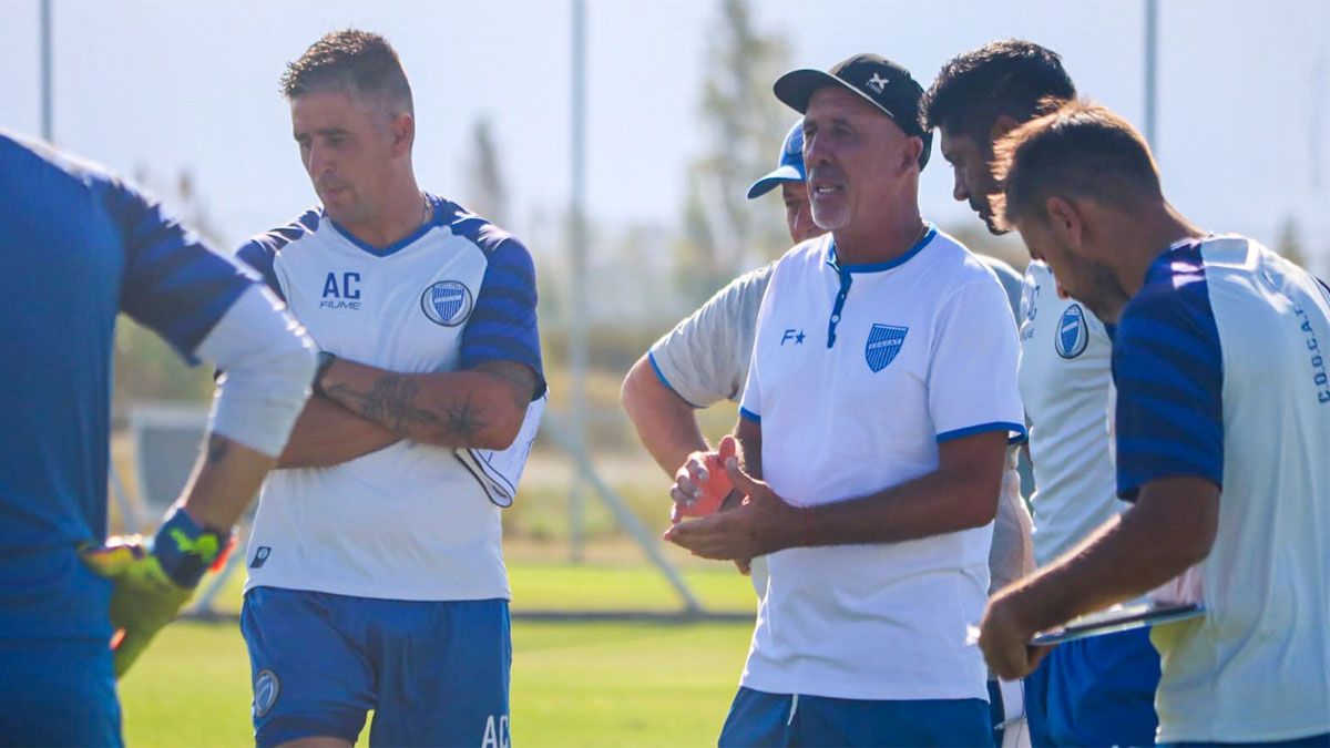 El Gato Oldrá volvió a ponerse el overol en Godoy Cruz