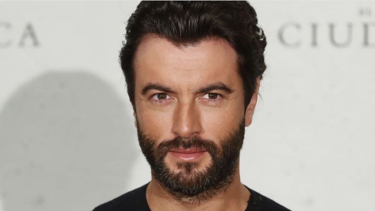 Javier Rey arrasa en Netflix con una película española