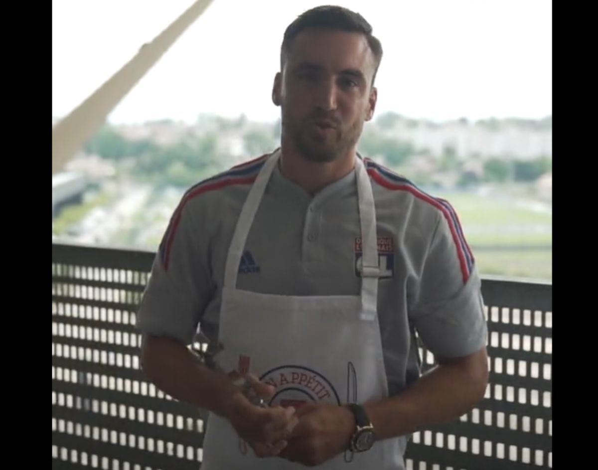Nicolás Tagliafico fue presentado en el Lyon de Francia