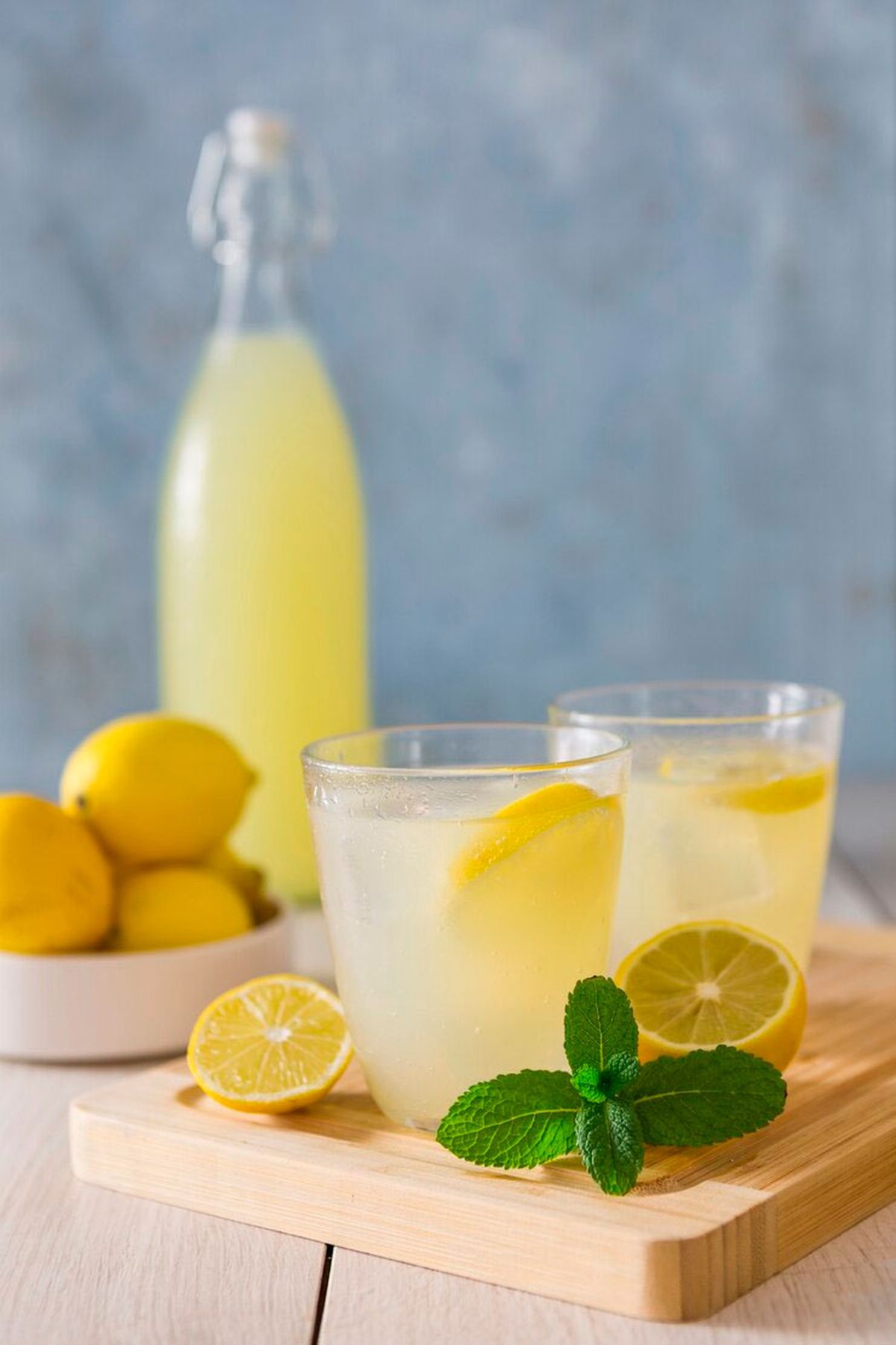 En qué momento del día hay que tomar jugo de limón para conseguir ...