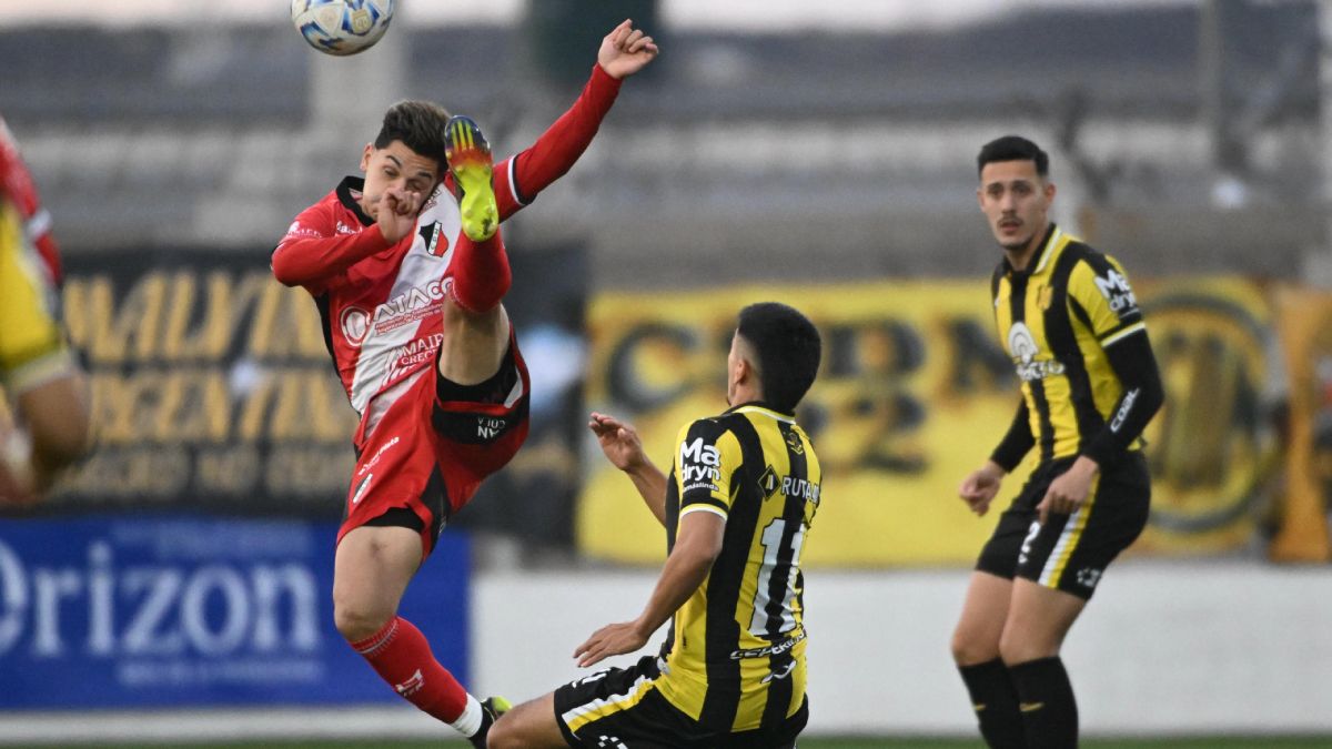 Deportivo Maipú se trajo un empate frente a Deportivo Madryn con sabor ...