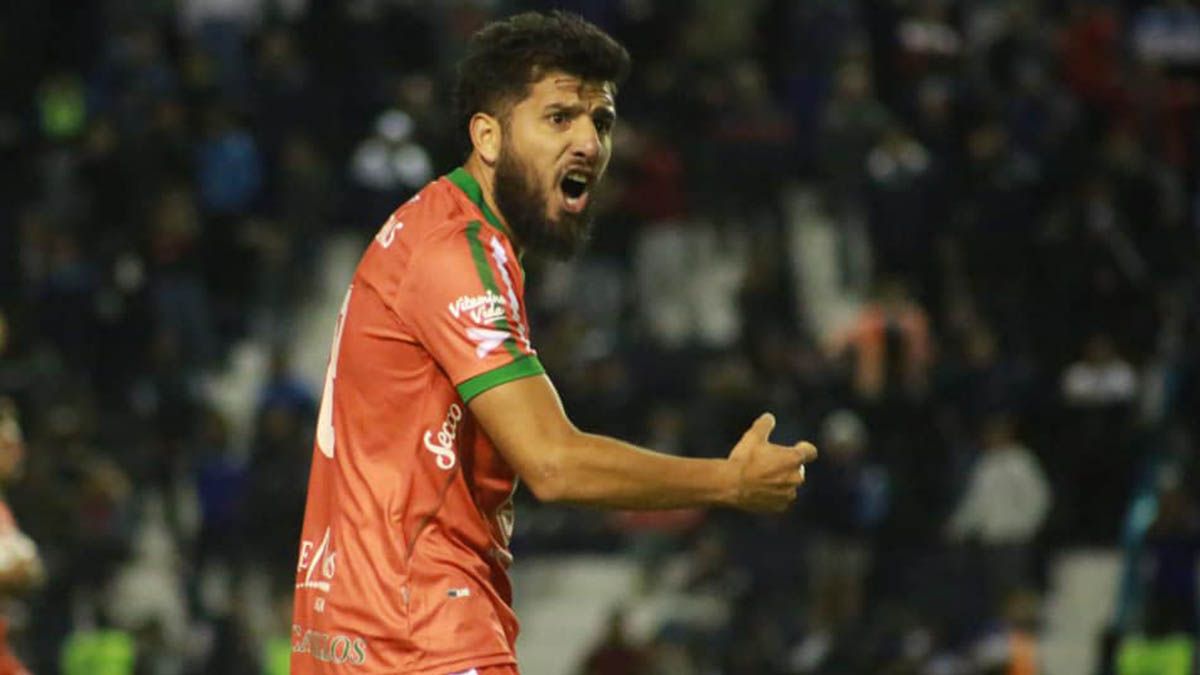 Sebastian Navarro fue decisivo para cortar la racha negativa de la Lepra