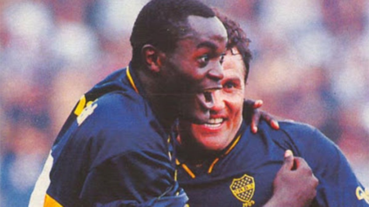 Alphonse Tchami cargó a River por el Superclásico