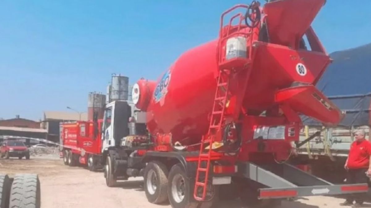 Tragedia en Posadas: un obrero murió al caer a una hormigonera que limpiaba