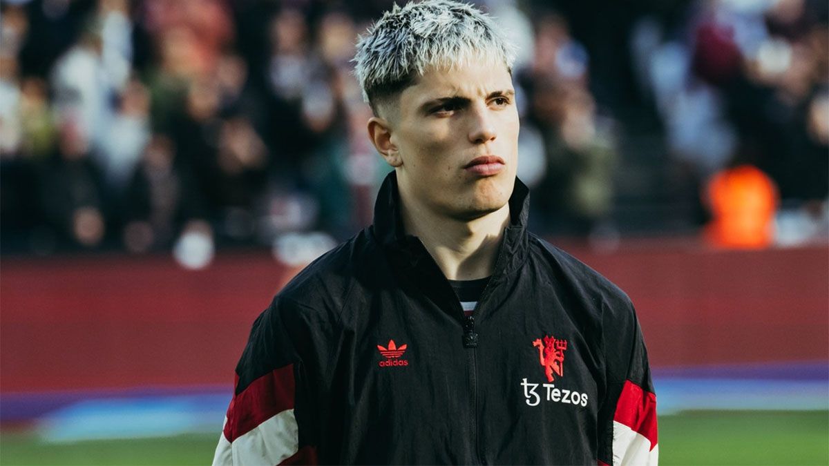 Por qué borraron a Alejandro Garnacho en el clásico que Manchester ...