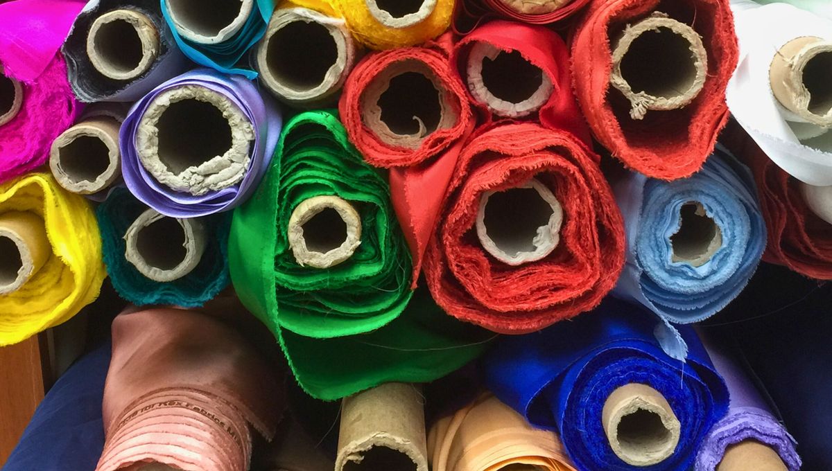 Consejos de costura en casa: ¿cómo elegir la tela indicada para ...