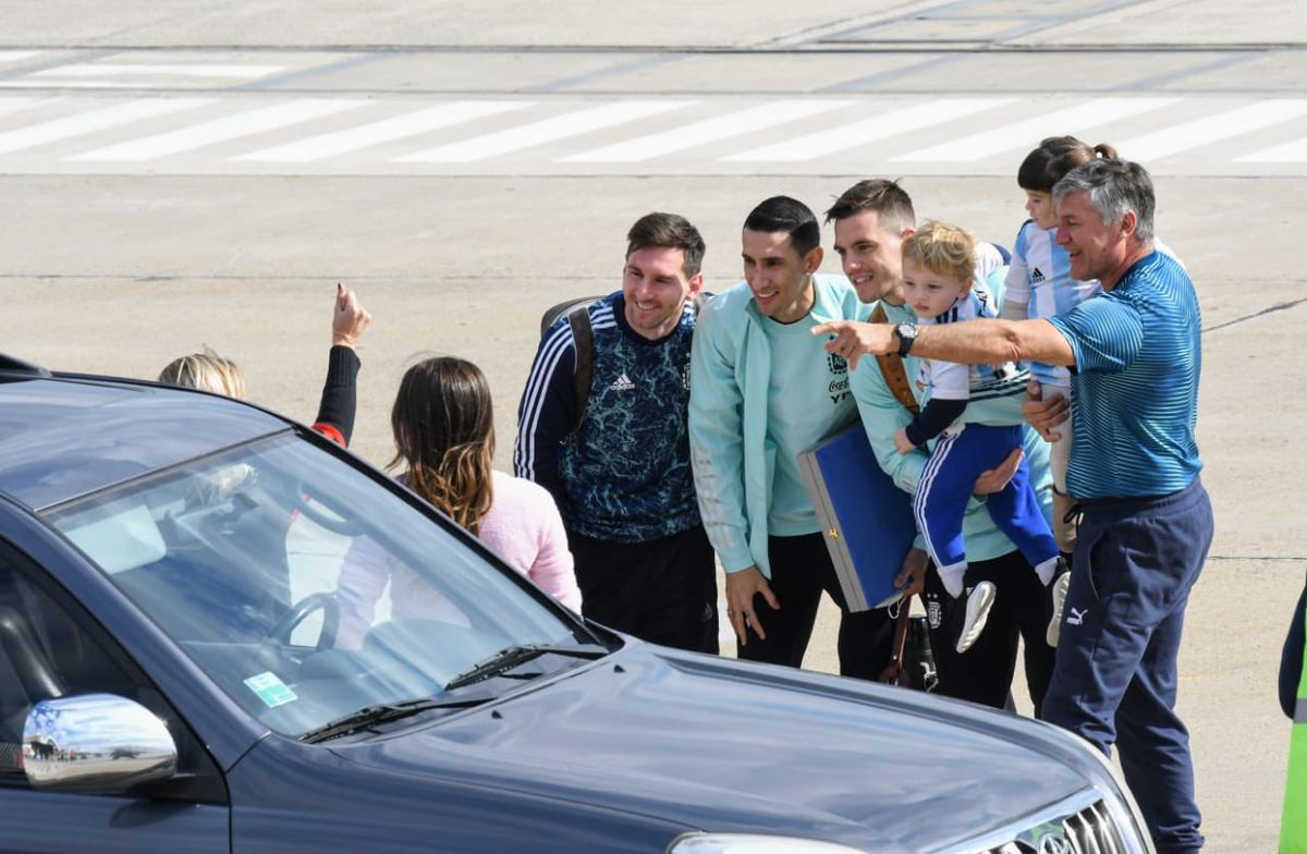 Antonela y Leo Messi, el abrazo del alma del campeón
