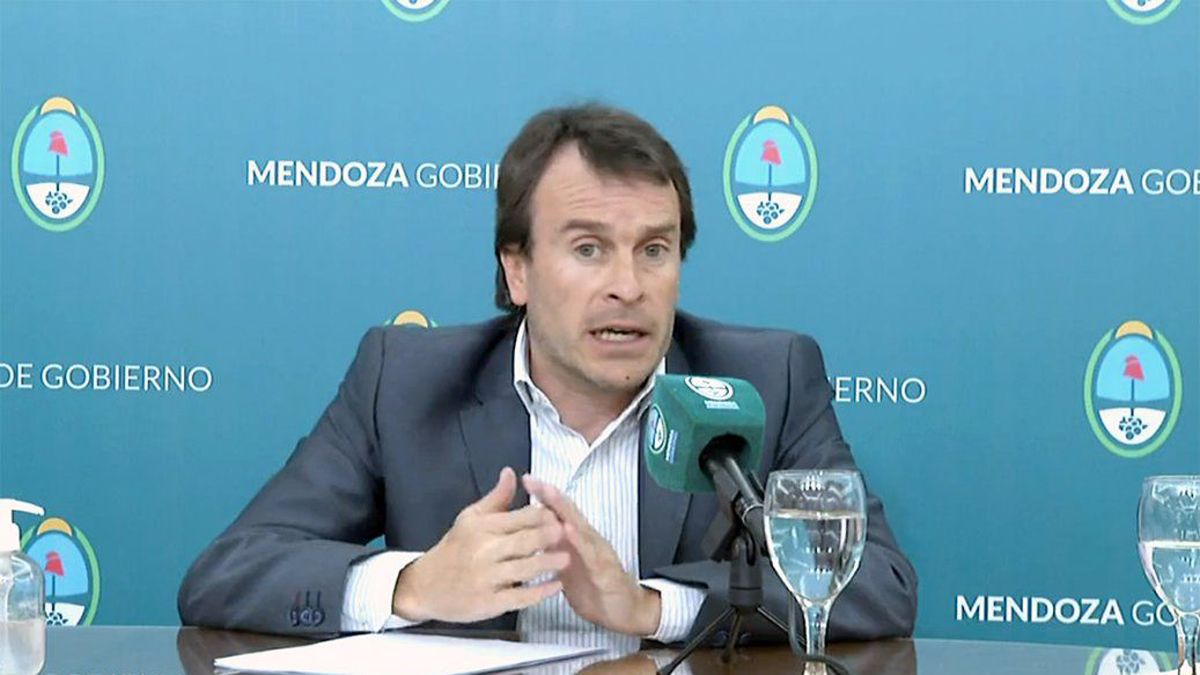 Nieri logró diferir los vencimientos que ahogaban las cuentas de Mendoza