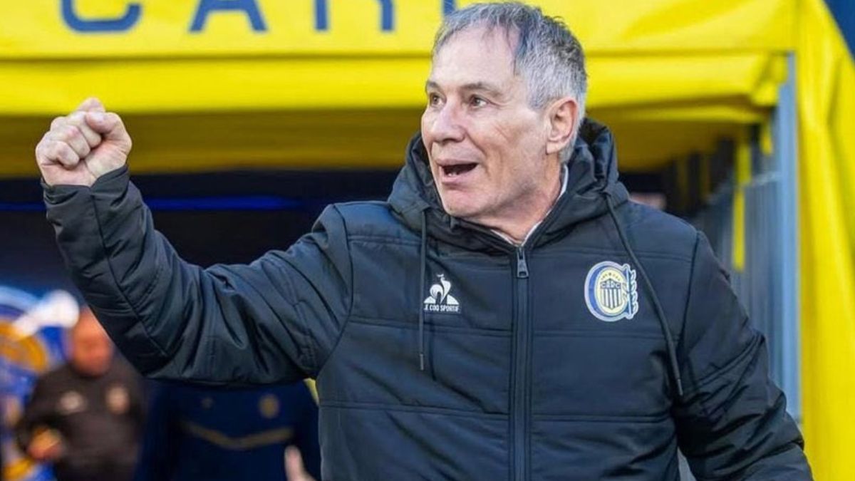Rosario Central confirmó al entrenador que reemplazará a Ariel Holan