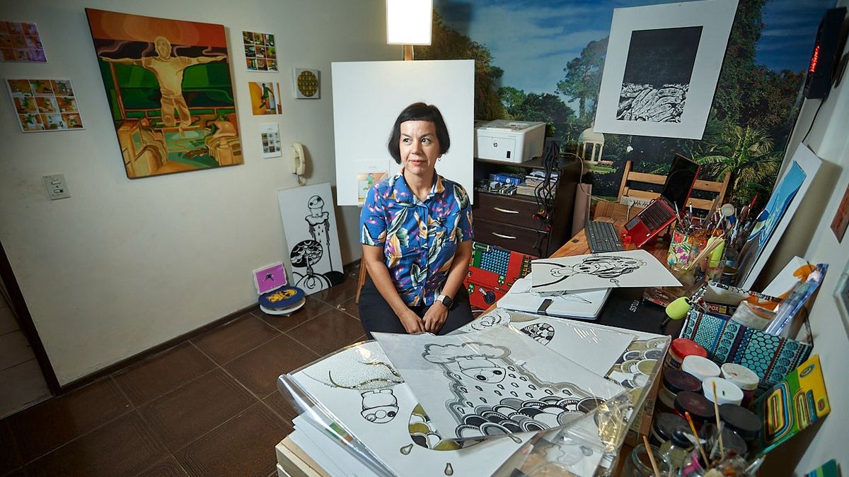 Una pintora local combina las técnicas de la plástica con la ...