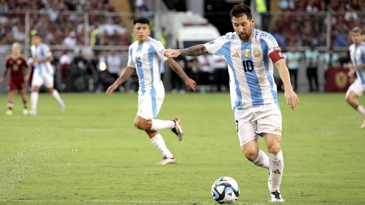 Lionel Messi volvió a la Selección argentina en el empate ante ...