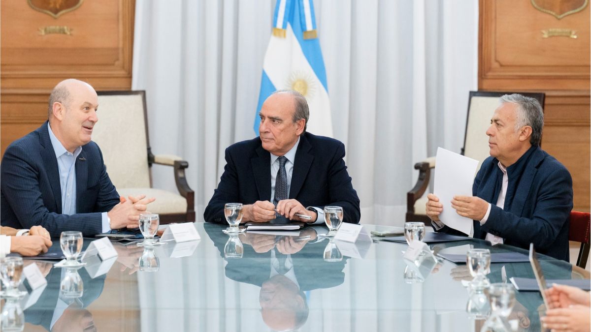 Sin definiciones, el Consejo de Mayo se reunió con Cornejo como ...