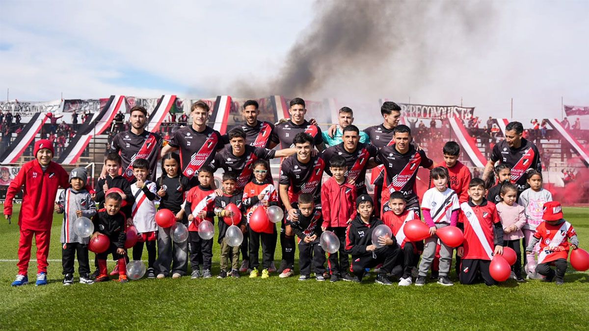 Alexis Matteo tiene el equipo del Deportivo Maipú para enfrentar a Arsenal