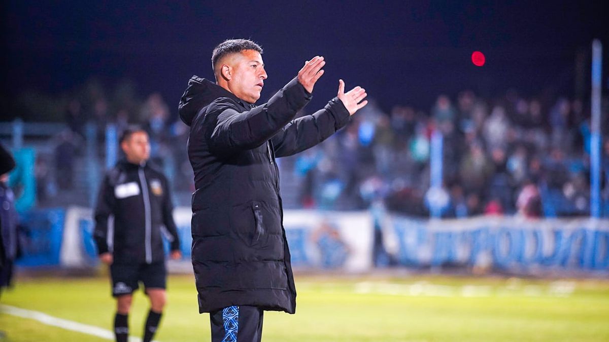 Pablo Jofré y su presente exitoso como entrenador de Gutiérrez Sport Club