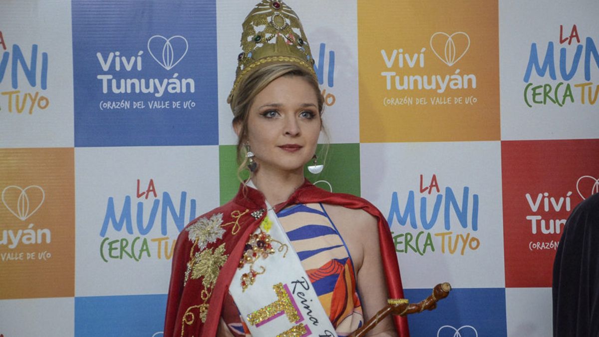 María Celeste Bobadilla es la nueva Reina de la Vendimia de Tunuyán