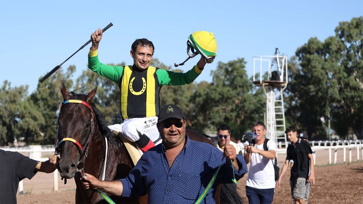 Detuvieron al jockey ganador del Gran Premio Vendimia 2025 por venta de ...