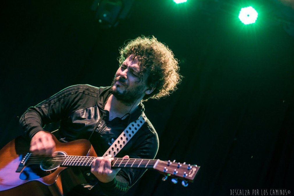 Raly Barrionuevo presenta en Mendoza 1972, su nuevo disco