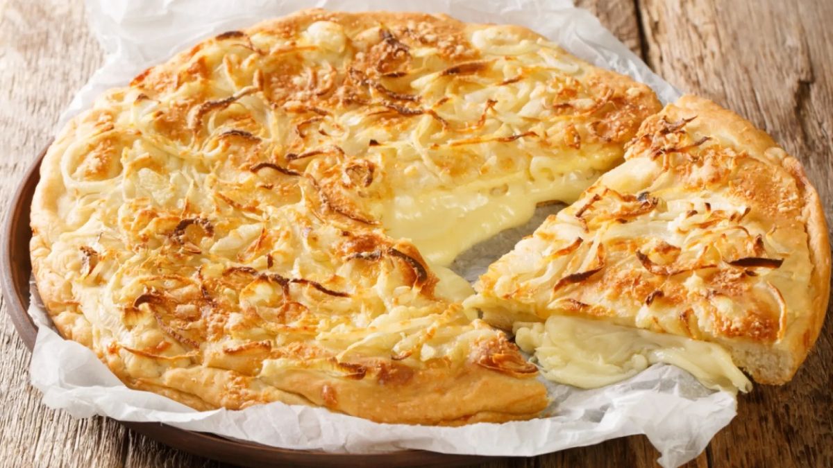 Pizza Fugazzeta, la receta riquísima, rápida y fácil en 20 minutos