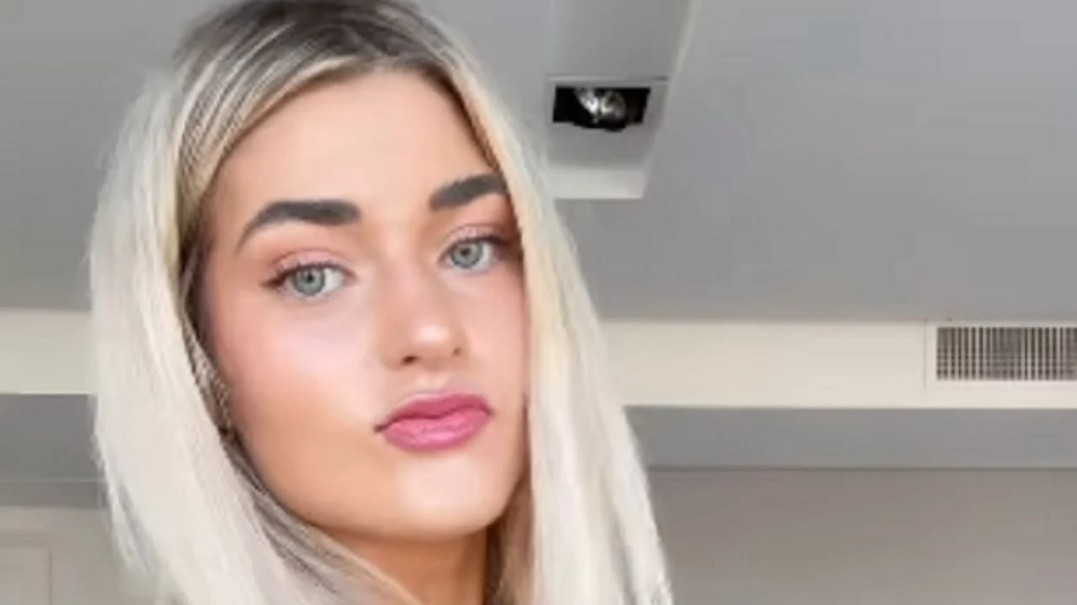 Martita Fort inauguró la temporada de fiestas: mini vestido al ras ...