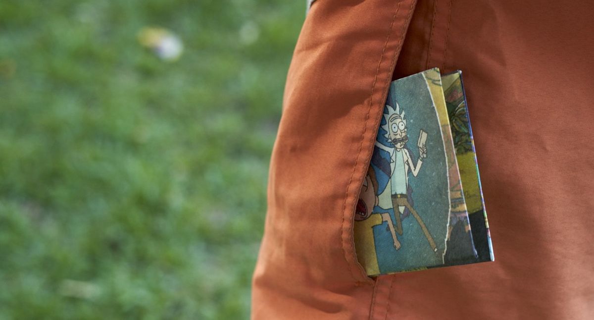 Una pareja fabrica billeteras que se pueden reciclar y son amigables ...