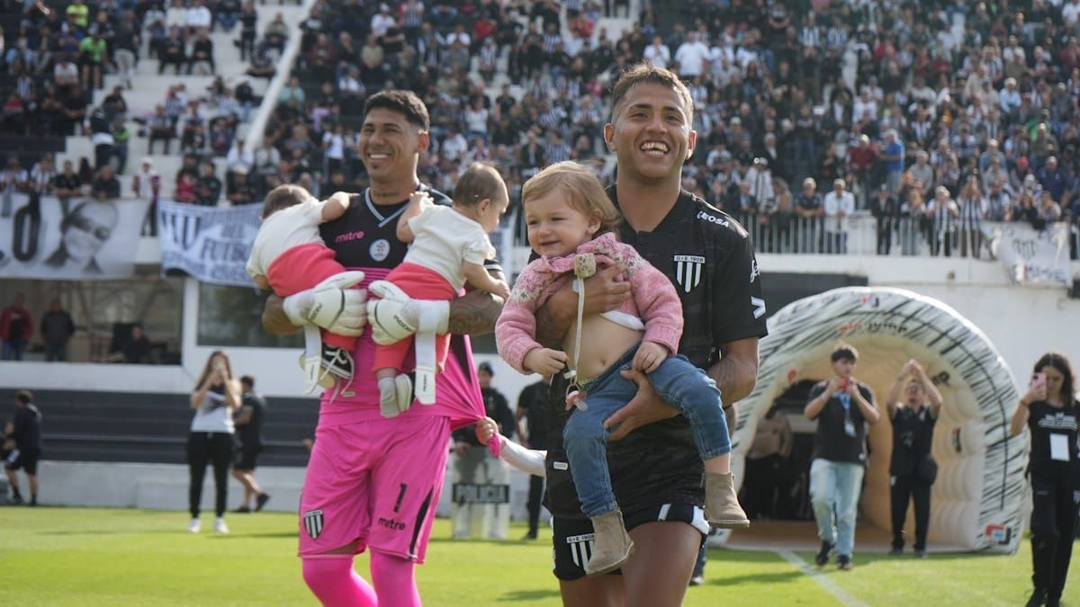 Con Brian Andrada como conductor Gimnasia y Esgrima es puntero e ...