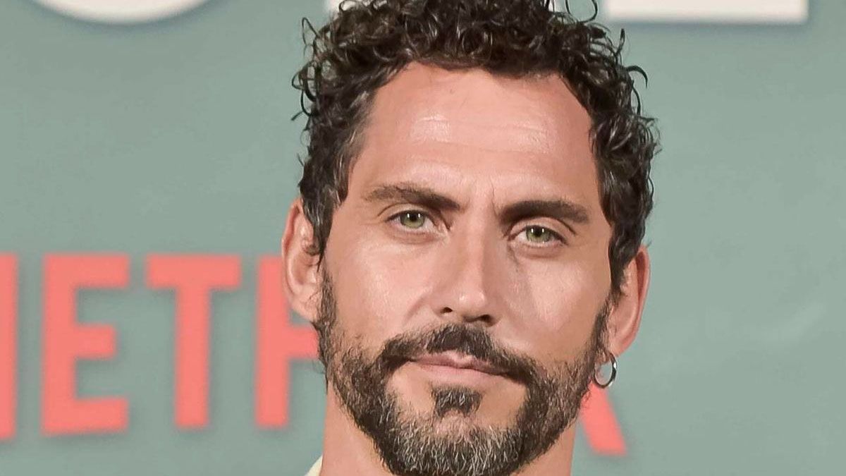 De qué trata la comedia española La Tribu