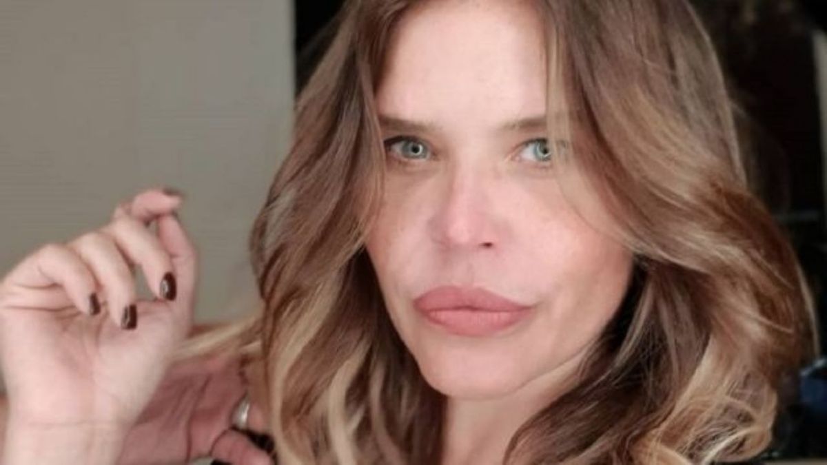 Nazarena Vélez mostró los rollos de su panza y los fans enloquecieron ...