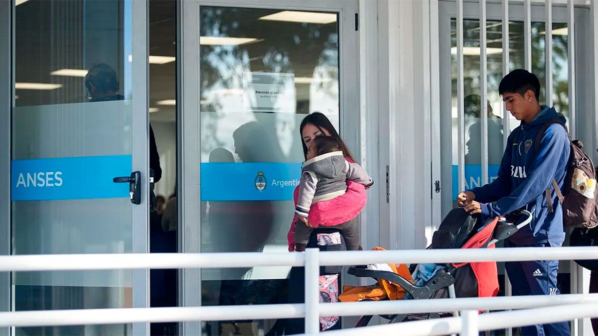 Anses Comienza A Pagar Este Lunes Con Aumento Un Bono Extra De 108 000