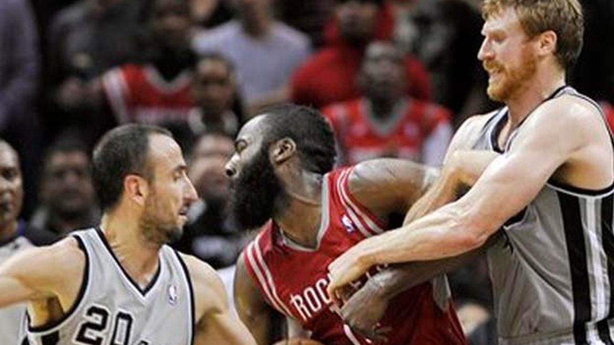 Ginóbili hizo su aporte en el triunfo de San Antonio Spurs