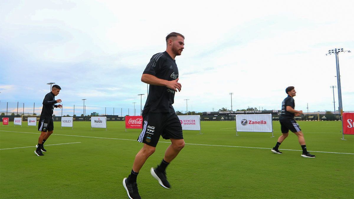Argentina se entrenó en Estados Unidos y Scaloni define el equipo para ...